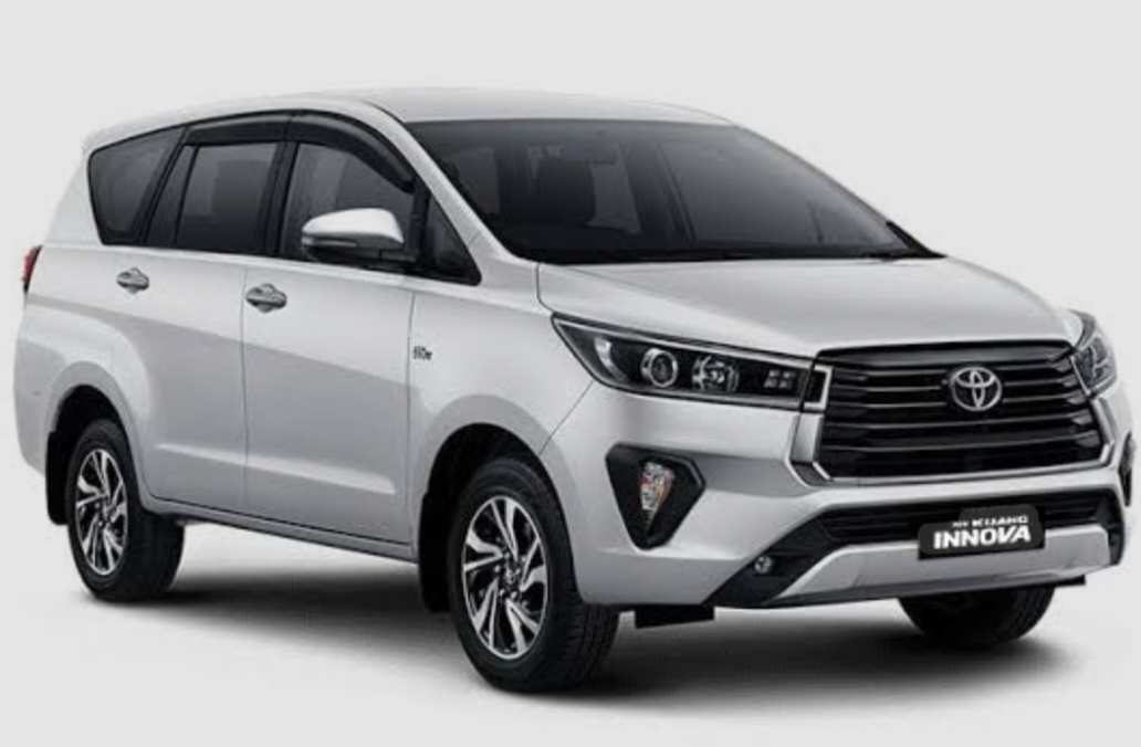 Toyota Kijang Innova Reborn Mobil Desain Panjang dan Lebar Nyaman untuk ...